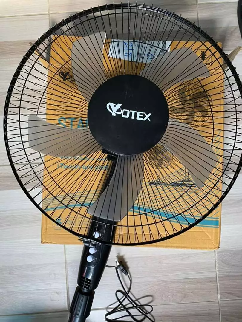 รีวิว YOTEX พัดลม 16 นิ้ว พัดลมตั้งพื้น ปรับได้ 3 ระดับ 5 ใบพัด ฐานกลม ...